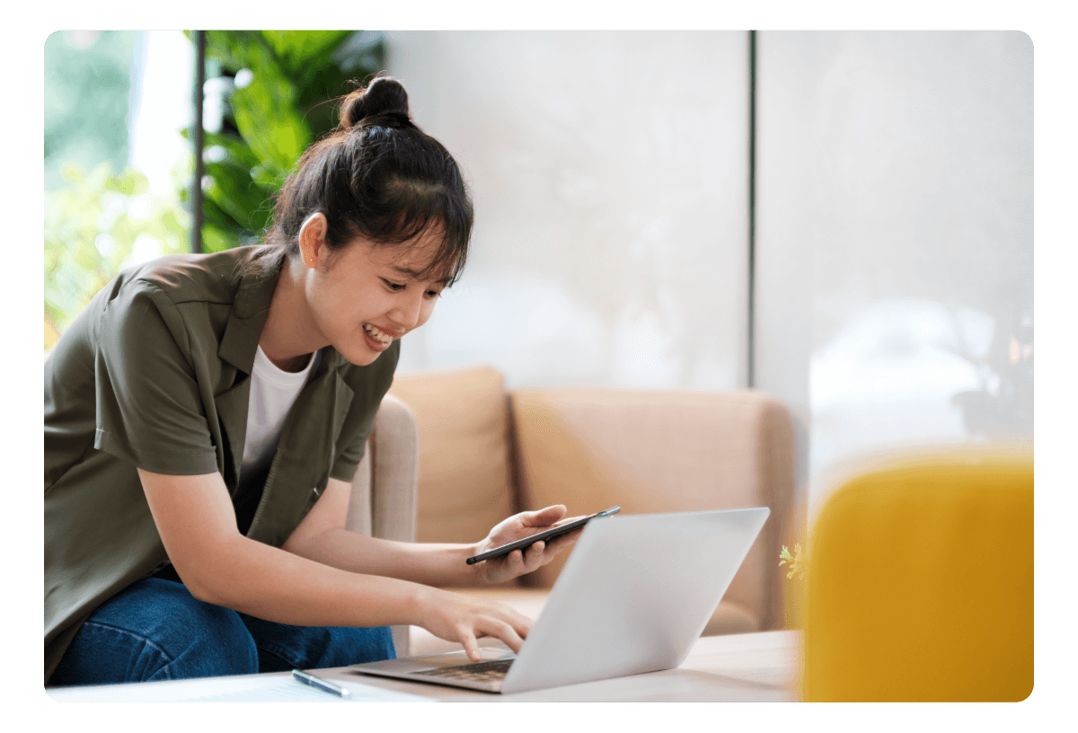 Create interactive cards with Genially